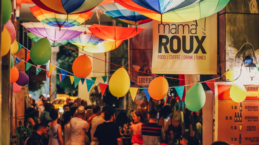 7 χρόνια… Mama Roux! | deBóp