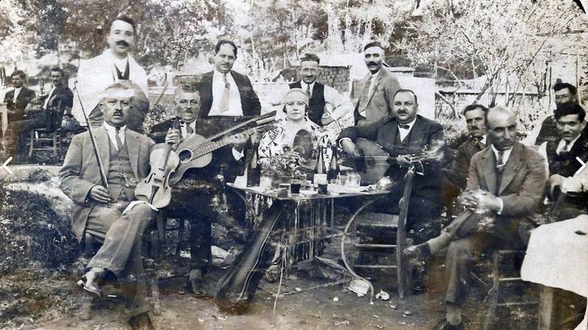 Η νοσταλγία ενός ρεμπέτη | deBóp